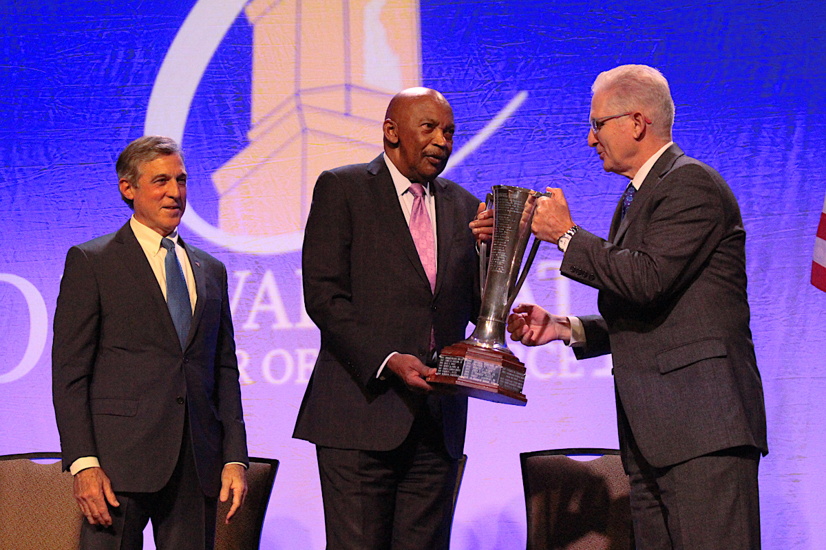 Stacey Mobley honored with Delaware state chamber’s Marvel Cup - Areyoupop